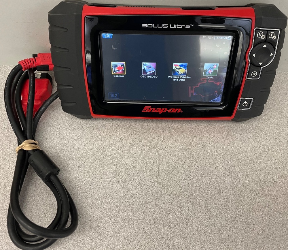 Snap-on Tools Solus Ultra EESC318 Automotive Diagnostic Scanning Tool ...